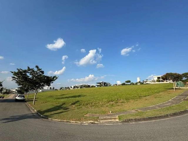 Terreno em Condomínio para Venda em Jundiaí/SP Loteamento Alphaville Jundiaí Fase 01