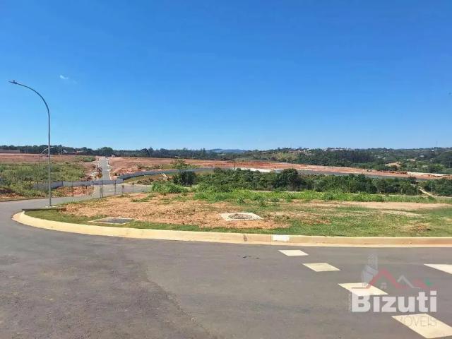 Terreno em Condomínio para Venda em Jundiaí/SP Poste
