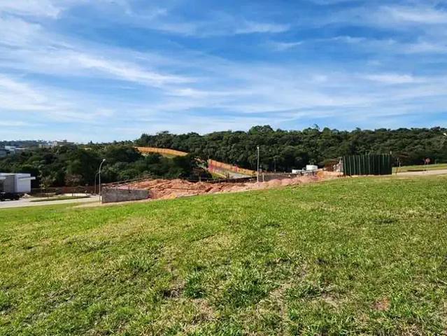 Terreno em Condomínio para Venda em Jundiaí/SP Vila Militar