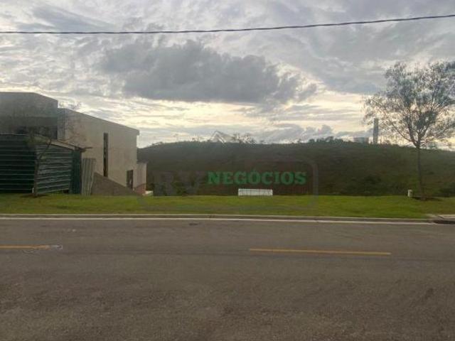 Terreno em Condomínio para Venda em Juiz de Fora, Alphaville