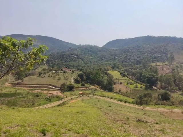 Terreno em Condomínio para Venda em Juiz de Fora/MG Villagio da Serra