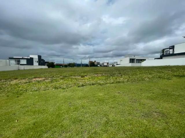 Terreno em Condomínio para Venda em Juiz de Fora/MG Alphaville