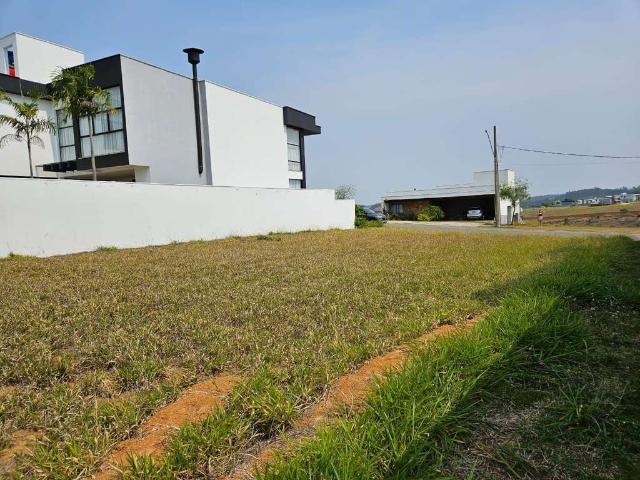 Terreno em Condomínio para Venda em Juiz de Fora/MG Alphaville