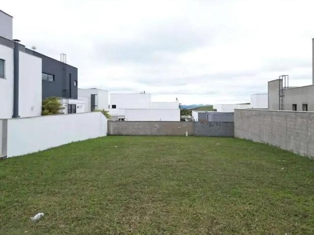 Terreno em Condomínio para Venda em Juiz de Fora/MG Alphaville