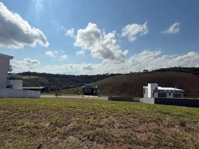 Terreno em Condomínio para Venda em Juiz de Fora/MG Alphaville