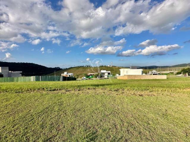 Terreno em Condomínio para Venda em Juiz de Fora/MG Alphaville