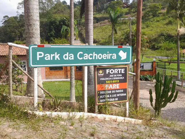 Terreno em Condomínio para Venda em Juiz de Fora/MG Cachoeira