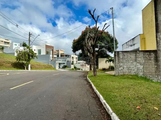 Terreno em Condomínio para Venda em Juiz de Fora/MG Grama