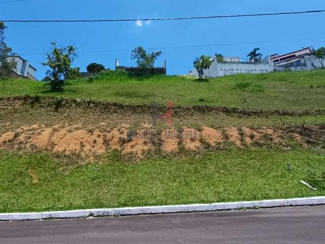 Terreno em Condomínio para Venda em Juiz de Fora/MG Grama