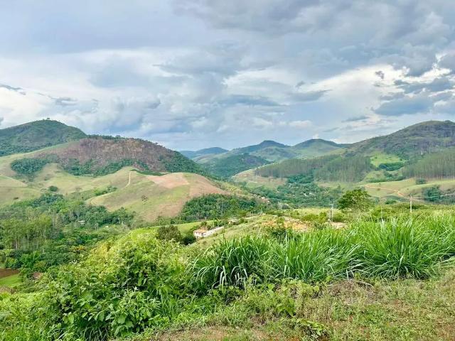 Terreno em Condomínio para Venda em Juiz de Fora/MG Graminha