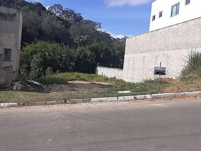 Terreno em Condomínio para Venda em Juiz de Fora/MG Nova Gramado