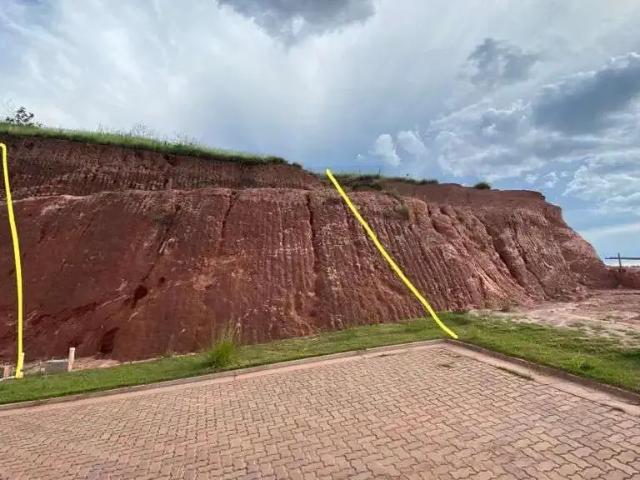 Terreno em Condomínio para Venda em Juiz de Fora/MG Quintas das Avenidas