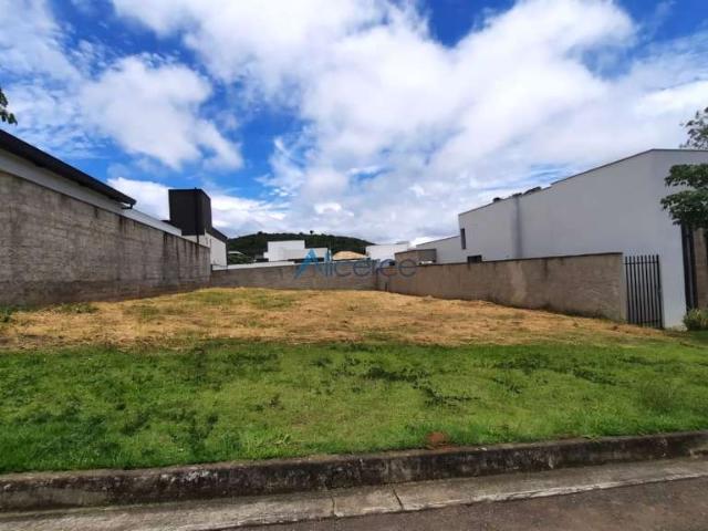 Terreno em Condomínio para Venda em Juiz de Fora/MG Residencial Alvim