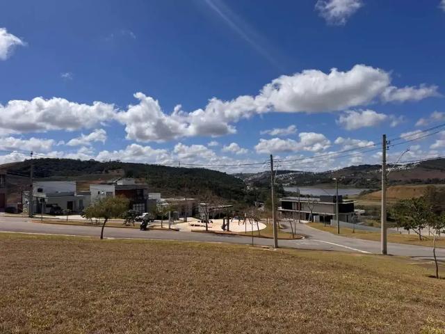 Terreno em Condomínio para Venda em Juiz de Fora/MG São Pedro