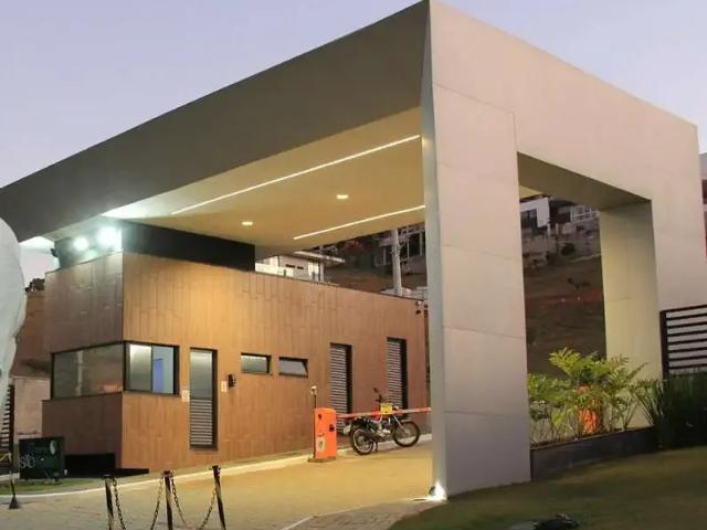Terreno em Condomínio para Venda em Juiz de Fora/MG São Pedro