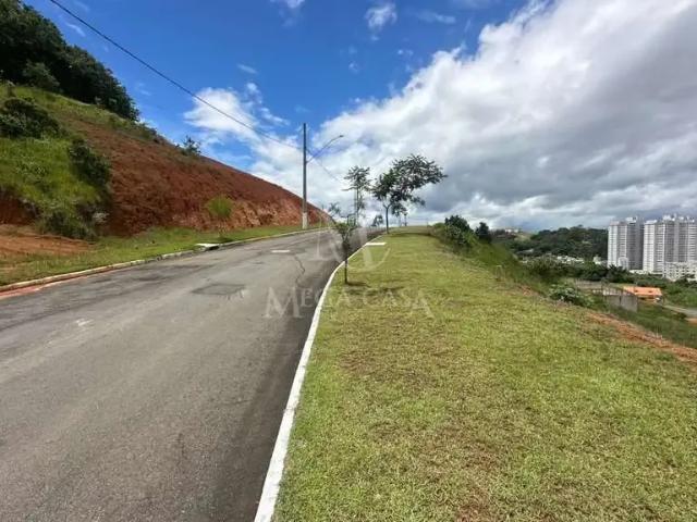 Terreno em Condomínio para Venda em Juiz de Fora/MG São Pedro
