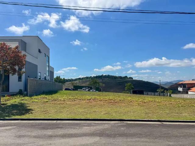 Terreno em Condomínio para Venda em Juiz de Fora/MG São Pedro