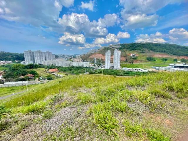 Terreno em Condomínio para Venda em Juiz de Fora/MG São Pedro