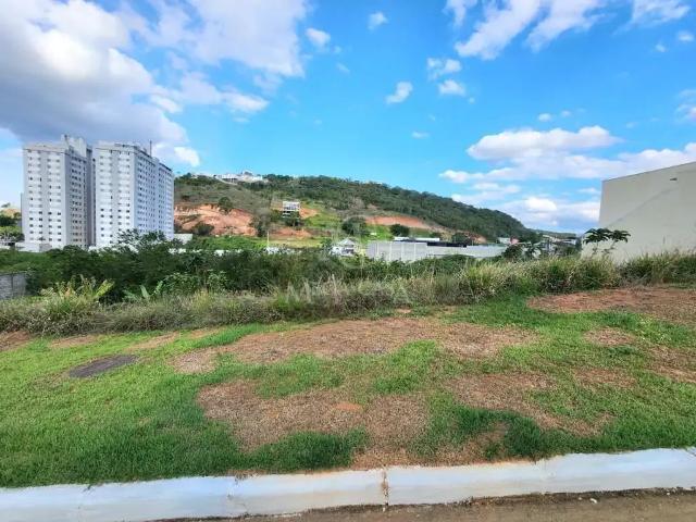 Terreno em Condomínio para Venda em Juiz de Fora/MG São Pedro