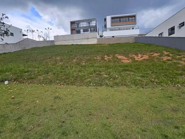 Terreno em Condomínio para Venda em Juiz de Fora/MG São Pedro