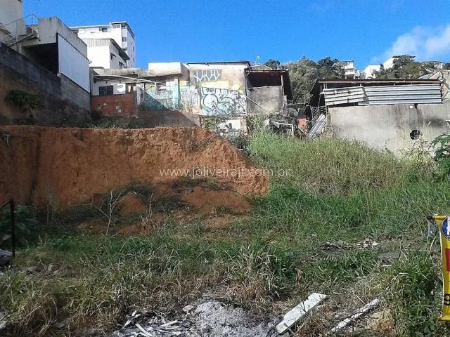 Terreno em Condomínio para Venda em Juiz de Fora/MG São Pedro