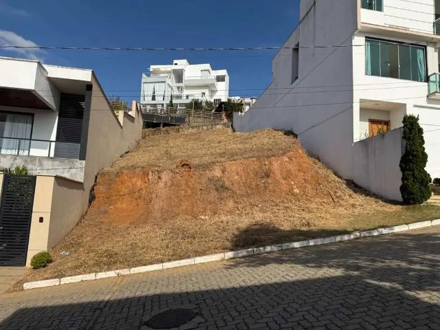 Terreno em Condomínio para Venda em Juiz de Fora/MG São Pedro