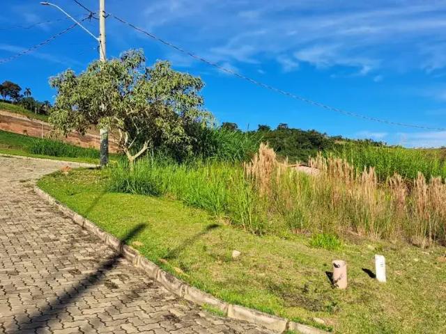 Terreno em Condomínio para Venda em Juiz de Fora/MG Salvaterra