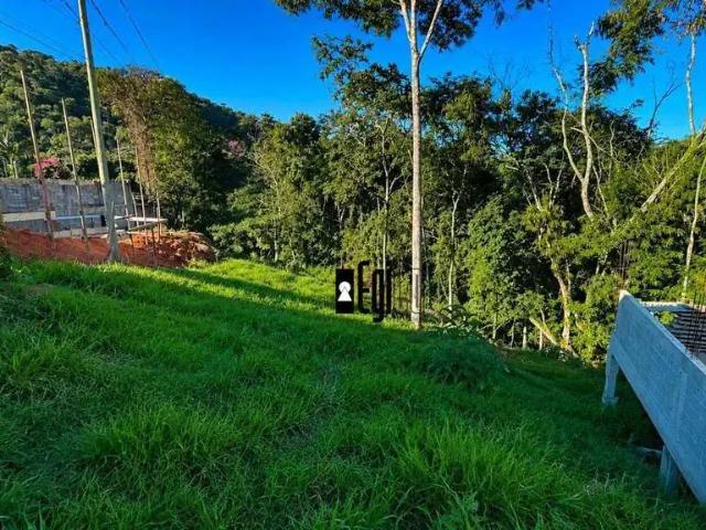 Terreno em Condomínio para Venda em Juiz de Fora/MG Salvaterra
