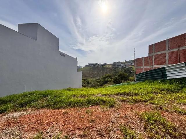 Terreno em Condomínio para Venda em Juiz de Fora/MG Salvaterra