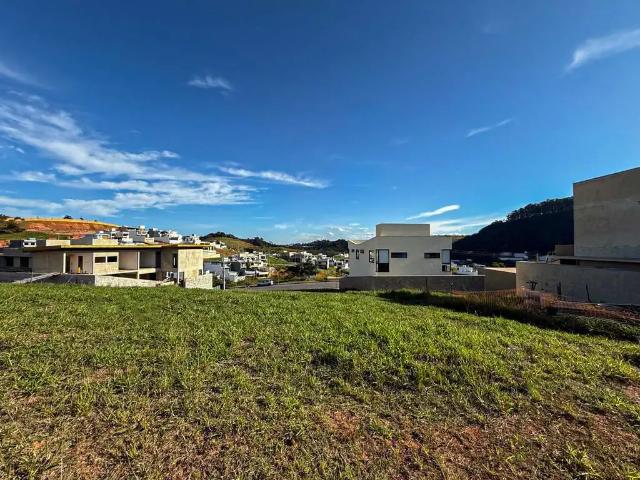 Terreno em Condomínio para Venda em Juiz de Fora/MG Salvaterra
