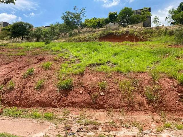Terreno em Condomínio para Venda em Juiz de Fora/MG Salvaterra