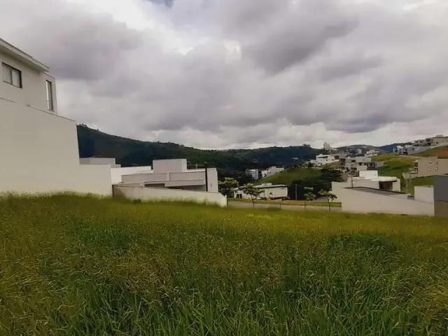 Terreno em Condomínio para Venda em Juiz de Fora/MG Salvaterra