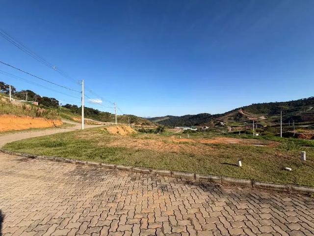 Terreno em Condomínio para Venda em Juiz de Fora/MG Salvaterra