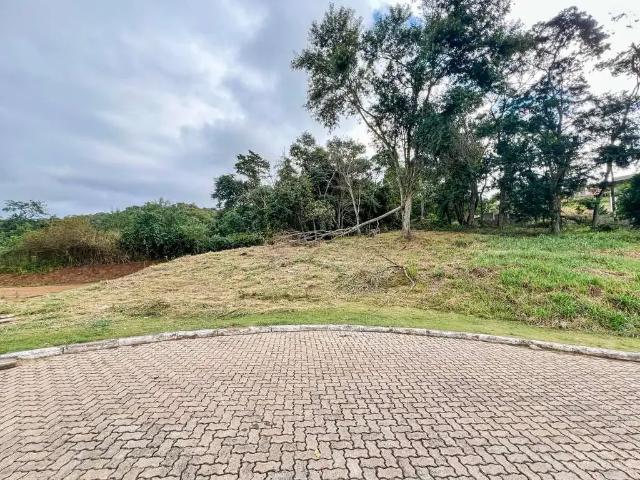 Terreno em Condomínio para Venda em Juiz de Fora/MG Salvaterra
