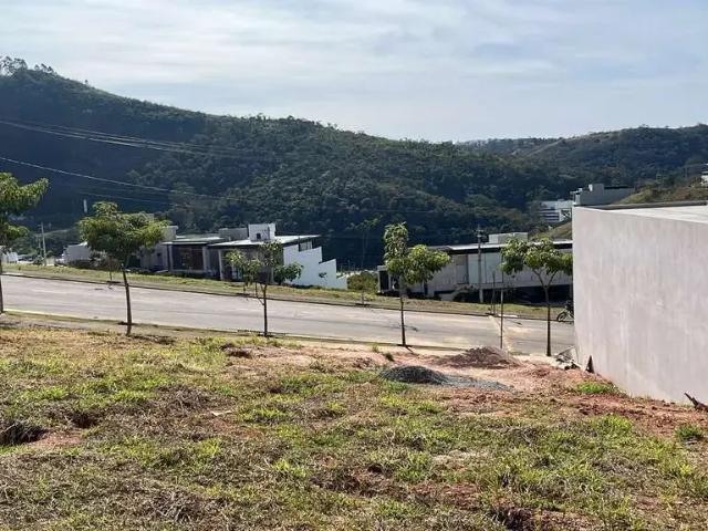 Terreno em Condomínio para Venda em Juiz de Fora/MG Salvaterra
