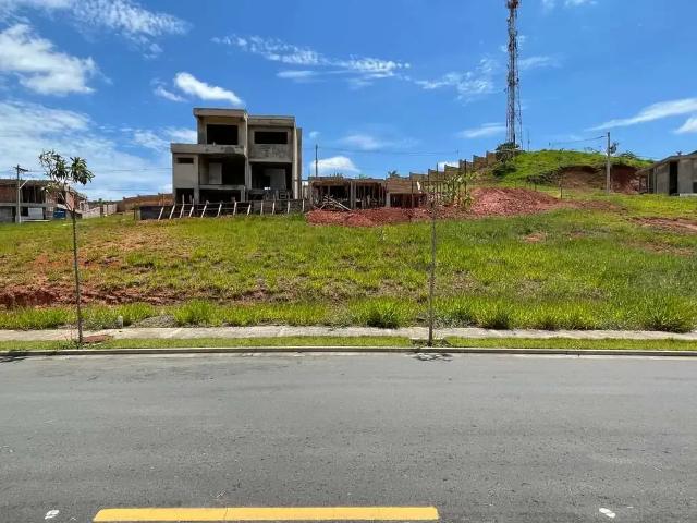 Terreno em Condomínio para Venda em Juiz de Fora/MG Salvaterra