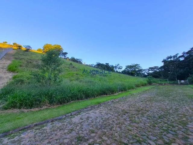 Terreno em Condomínio para Venda em Juiz de Fora/MG Salvaterra