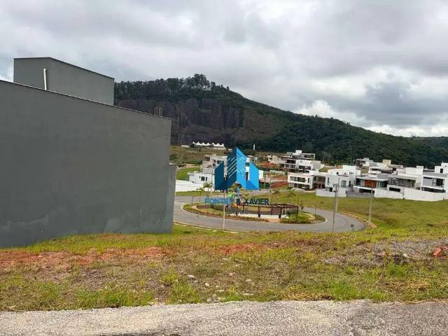 Terreno em Condomínio para Venda em Juiz de Fora/MG Salvaterra