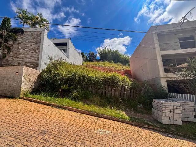 Terreno em Condomínio para Venda em Juiz de Fora/MG Salvaterra
