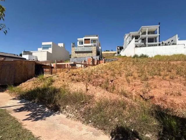 Terreno em Condomínio para Venda em Juiz de Fora/MG Salvaterra