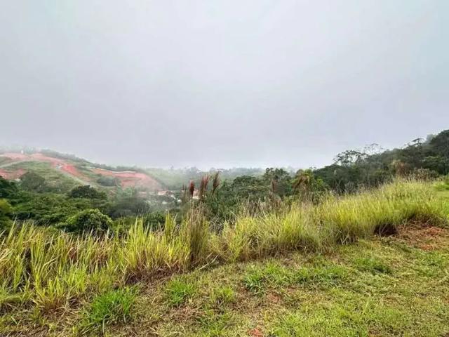 Terreno em Condomínio para Venda em Juiz de Fora/MG Salvaterra