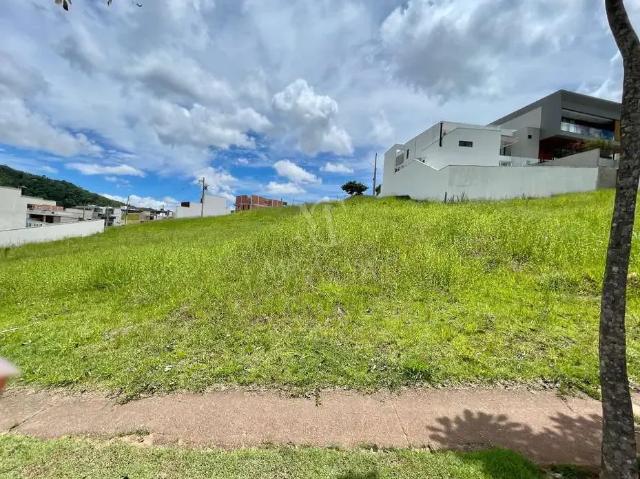 Terreno em Condomínio para Venda em Juiz de Fora/MG Salvaterra