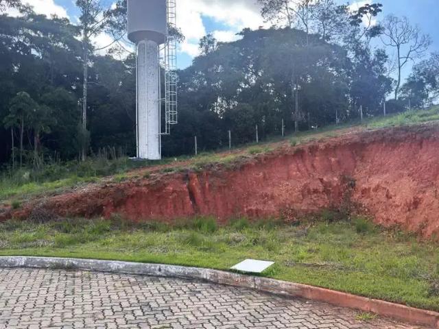 Terreno em Condomínio para Venda em Juiz de Fora/MG Salvaterra