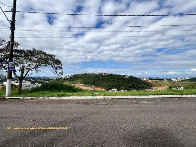 Terreno em Condomínio para Venda em Juiz de Fora/MG Spina Ville II