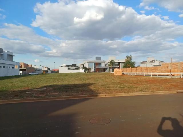 Terreno em Condomínio para Venda em Limeira/SP Parque Egisto Ragazzo