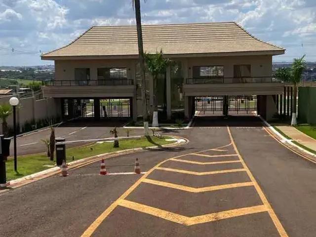 Terreno em Condomínio para Venda em Londrina/PR Marumbi