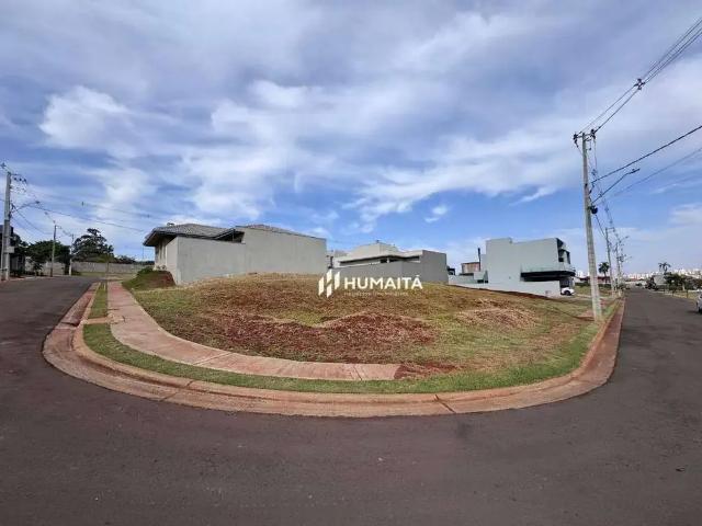 Terreno em Condomínio para Venda em Londrina/PR Marumbi