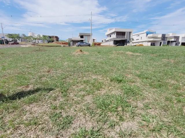 Terreno em Condomínio para Venda em Londrina/PR Gleba Simon Frazer