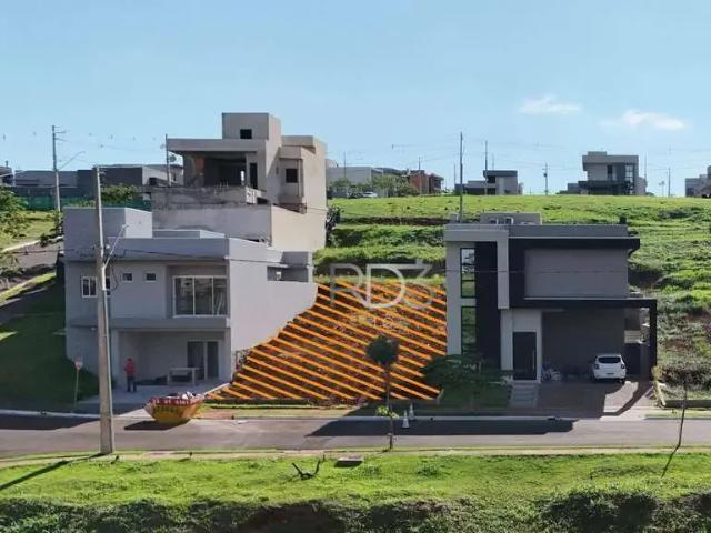 Terreno em Condomínio para Venda em Londrina/PR Gleba Simon Frazer