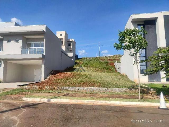 Terreno em Condomínio para Venda em Londrina/PR Parque Tauá
